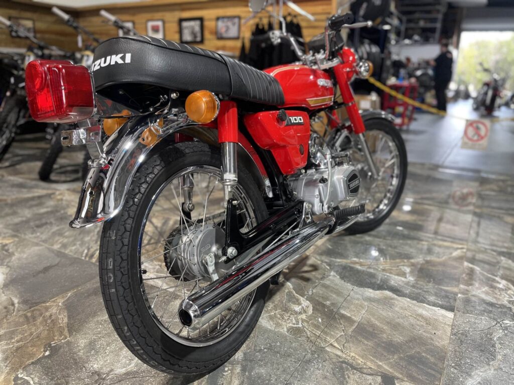 Suzuki A100 - Taverner Motorsports